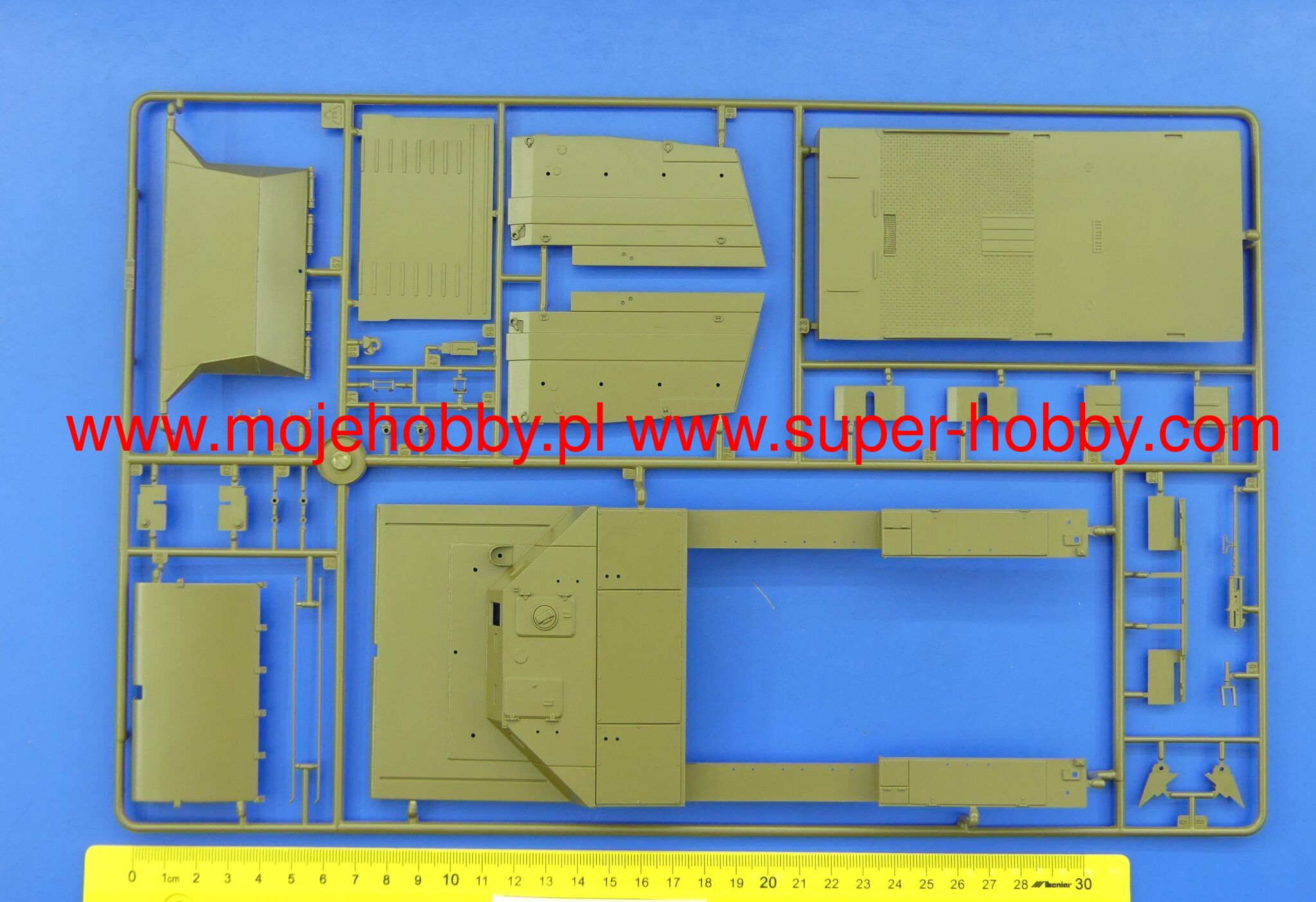 LVT-4 Water Buffalo Italeri 6752