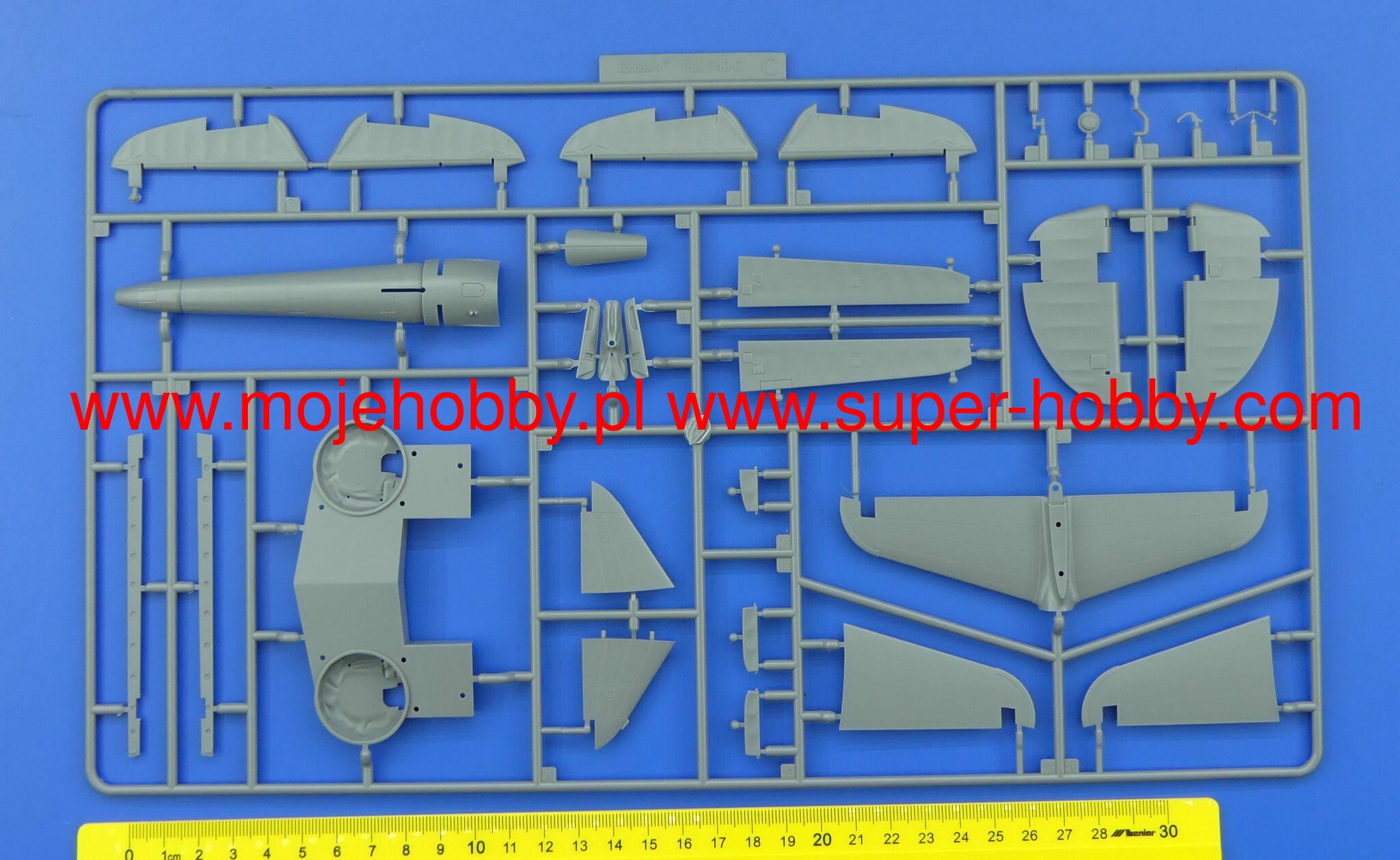 P-40B Curtiss Warhawk "Pearl Harbor" Lion Roar -L3202