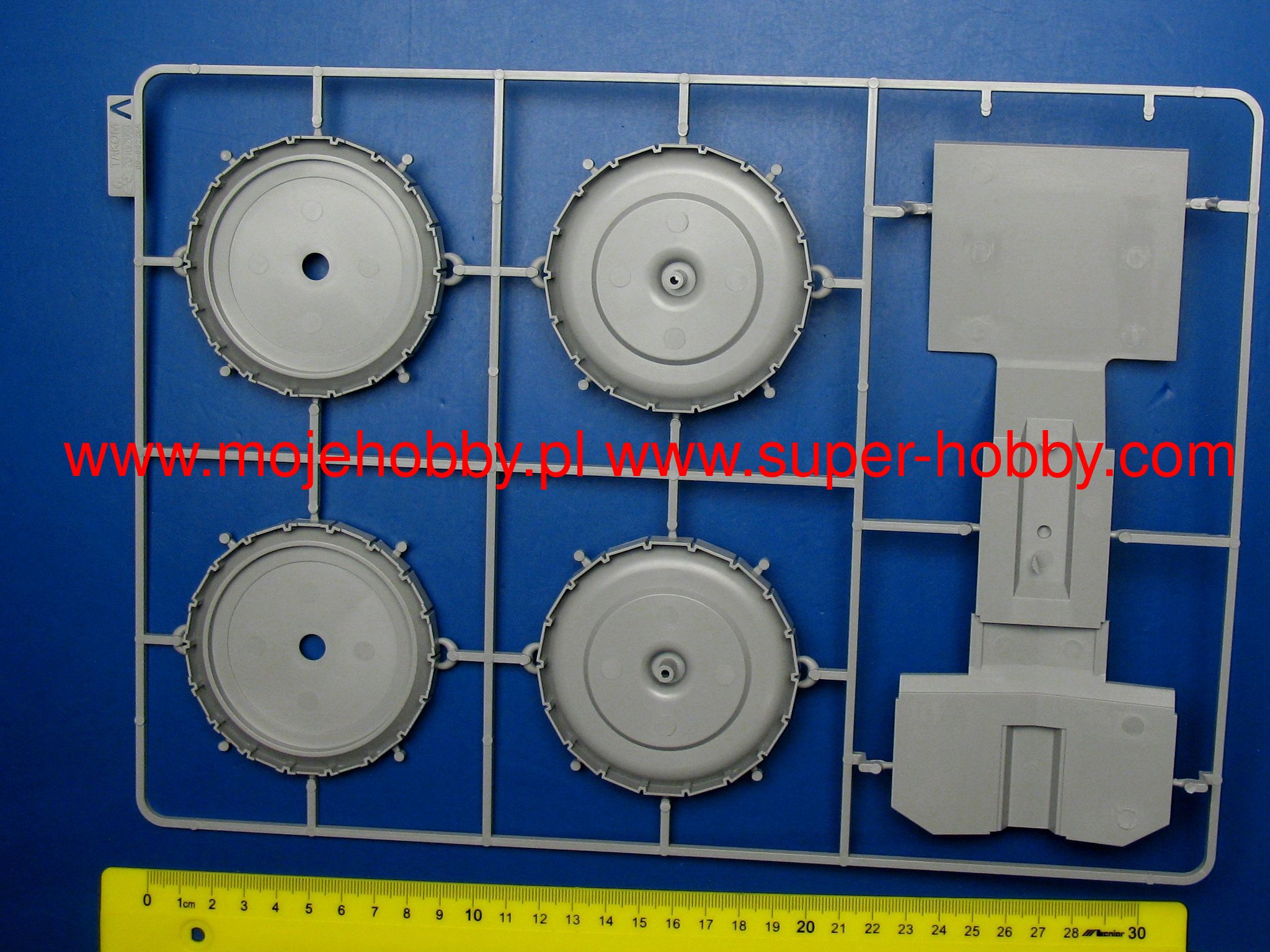 Super Heavy Mine Cleaning Vehicle KRUPP Raumer S Takom 2053