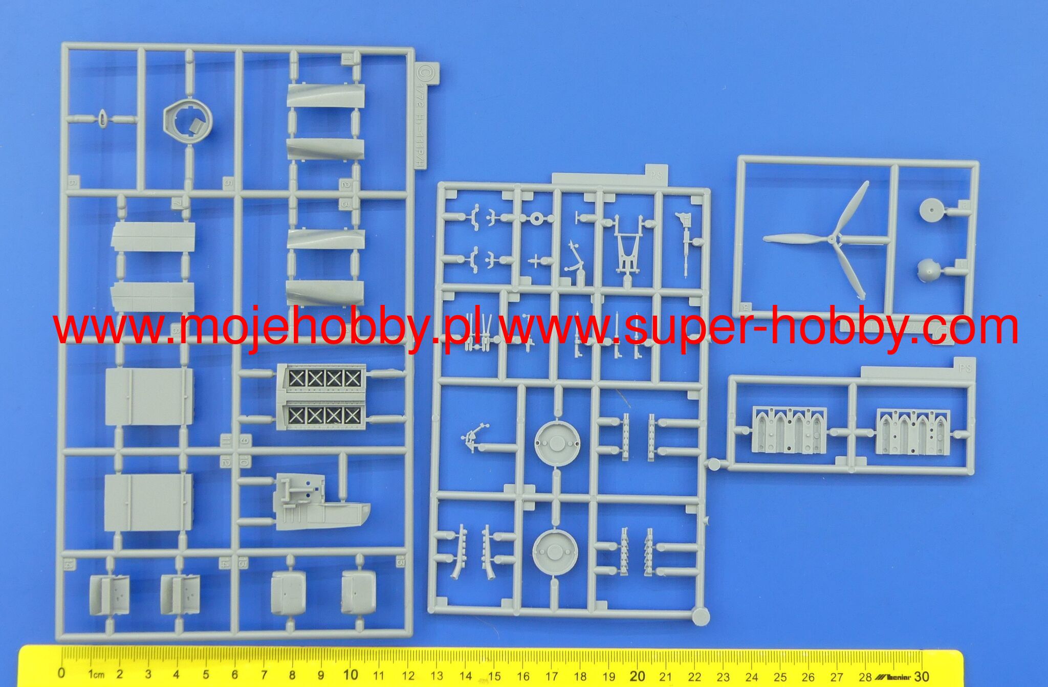 Heinkel He 111 D Hobby 2000 72075
