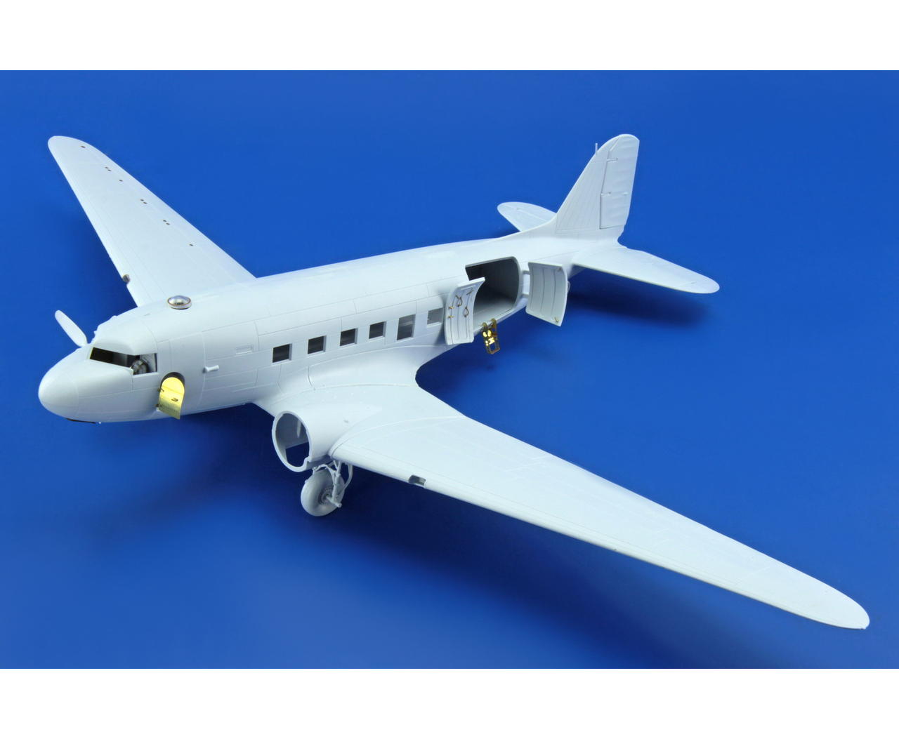 C-47 exterior Airfix A08014 Eduard 72587