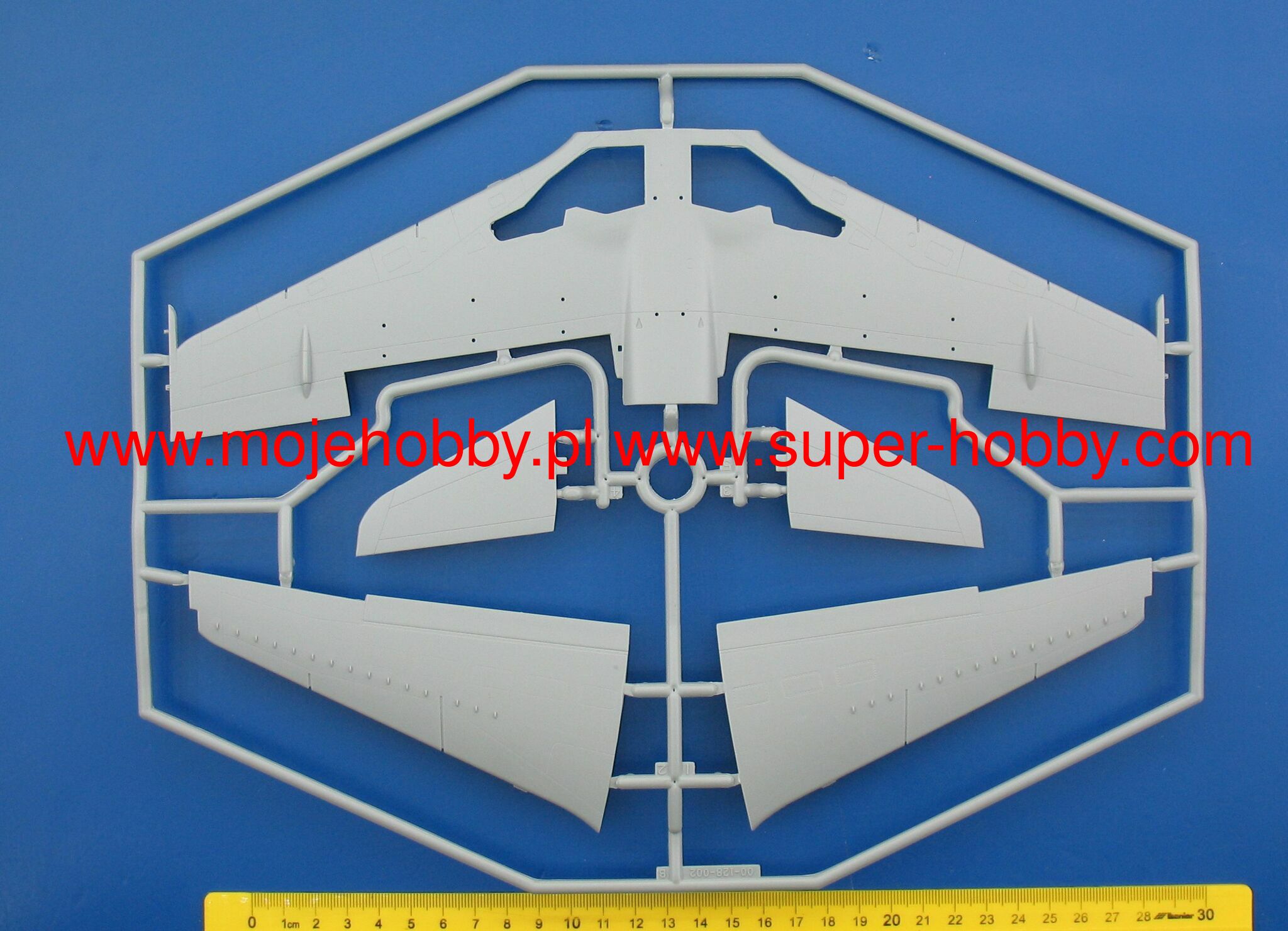 BAe Hawk T2 Revell 03852