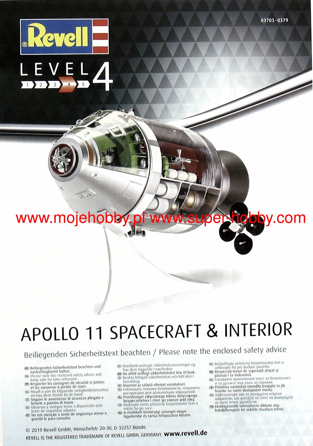 Apollo 11 Spacecraft with Interior Revell 03703