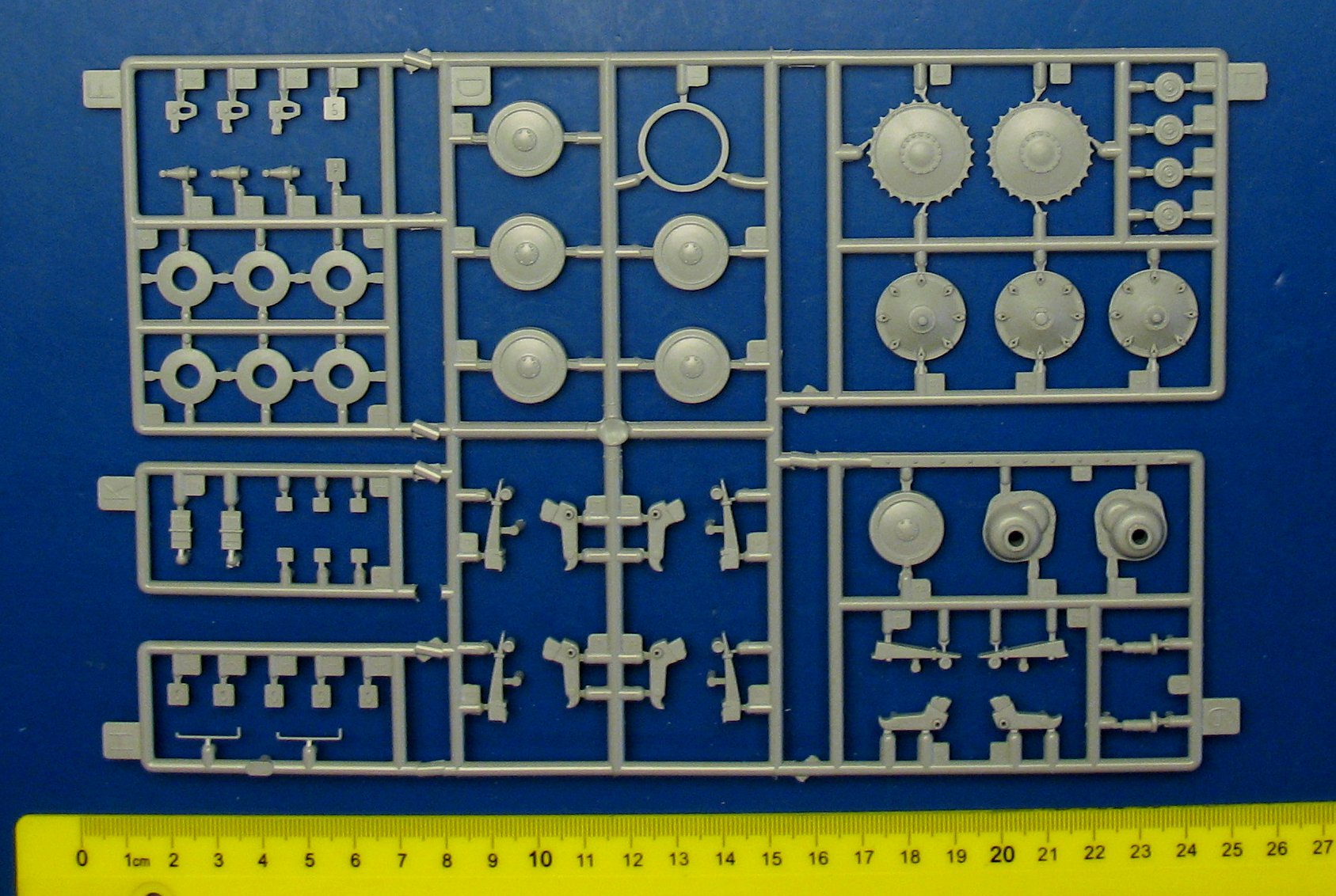 Sd.Kfz.131 Panzerjager II PaK 40/2 "Marder II" Early Production Dragon 6769