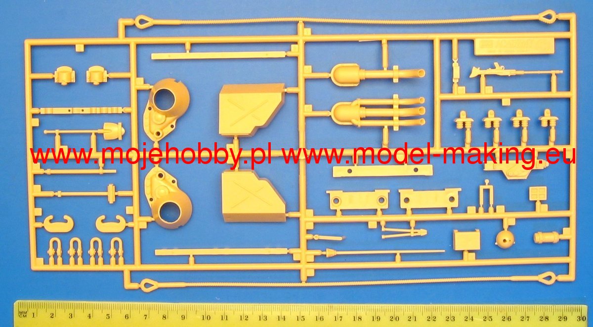 Panther V 2-RE280 (Motorized) Academy 1338