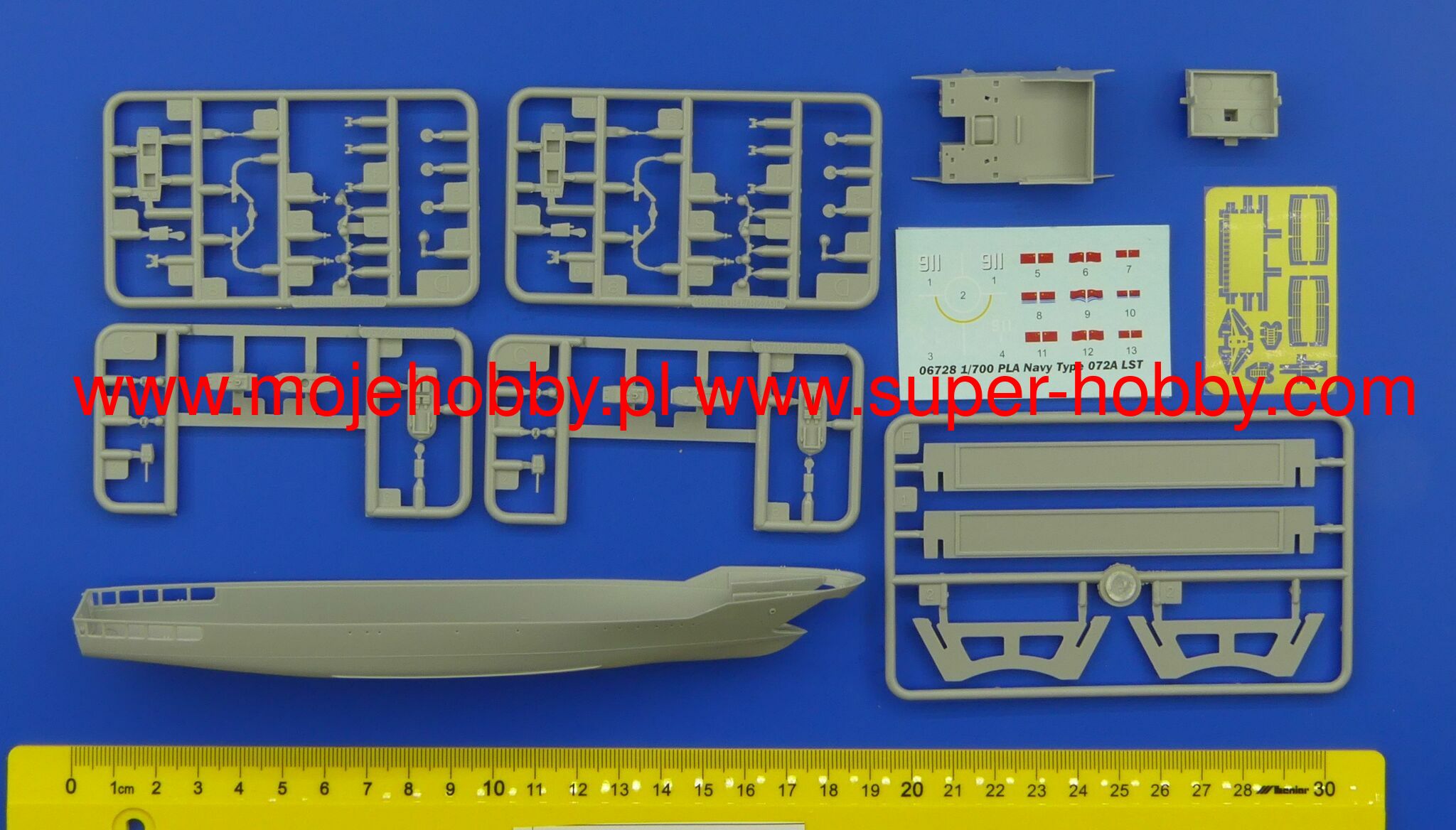 PLA Navy Type 072A LST Trumpeter 06728