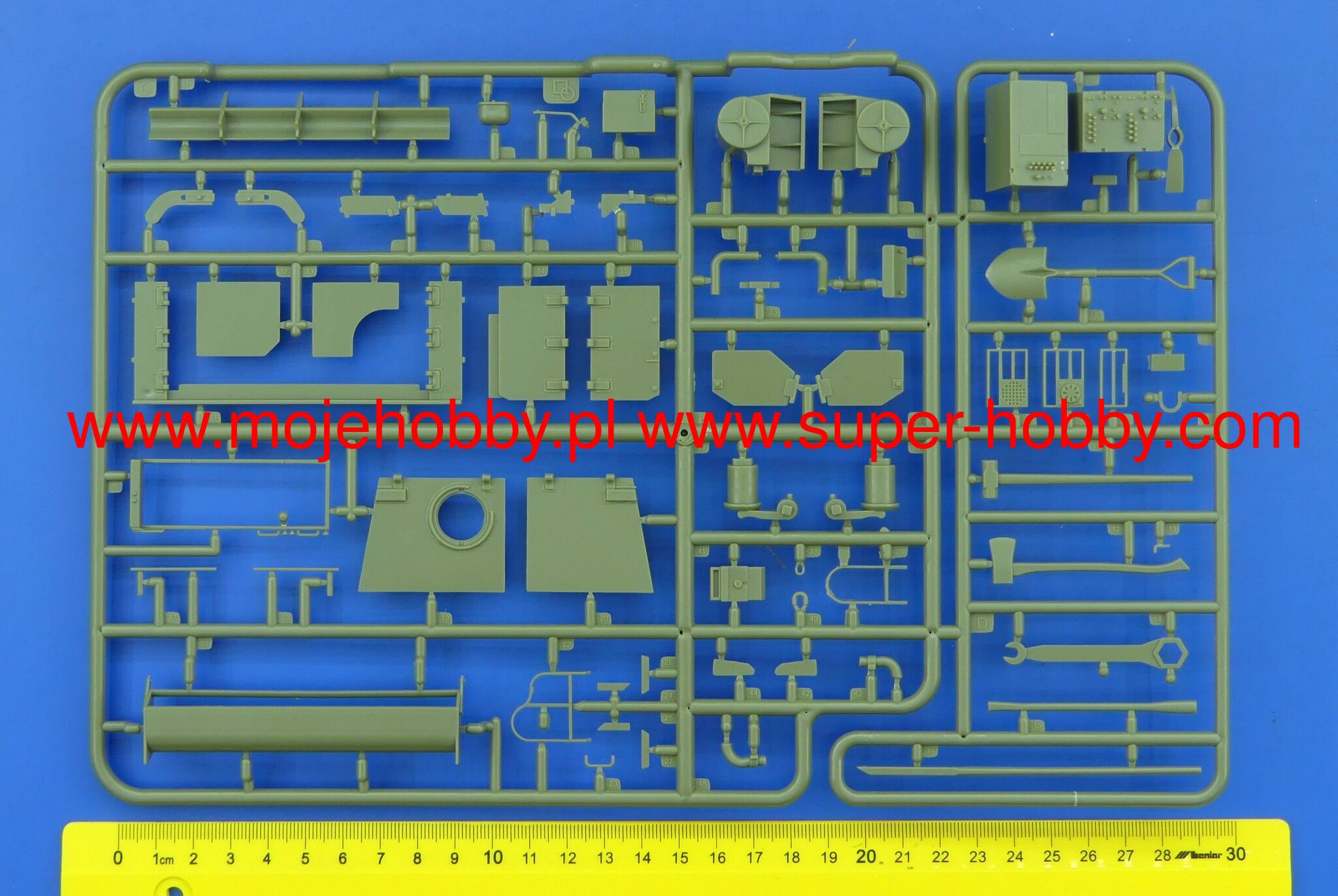 British Stuart VI (M5A1) Classy Hobby 16010