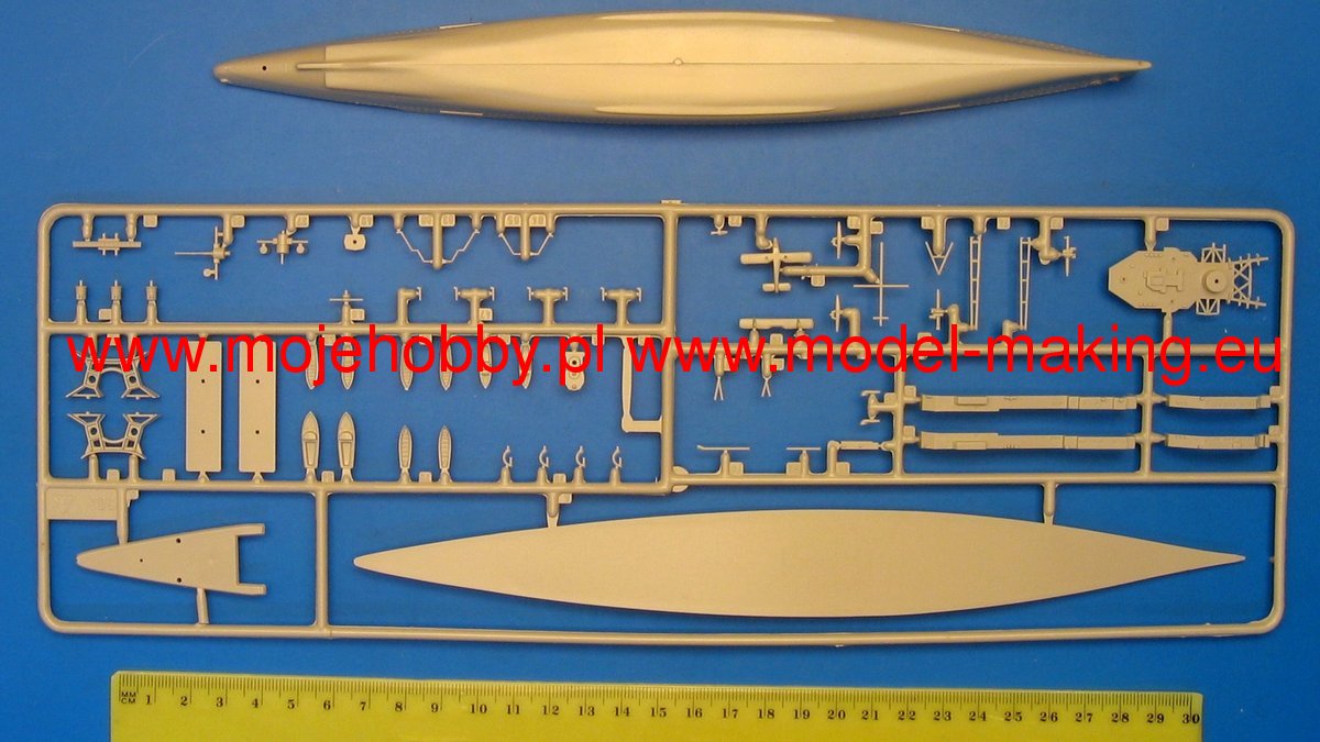 Admiral Graf Spee Revell 05028