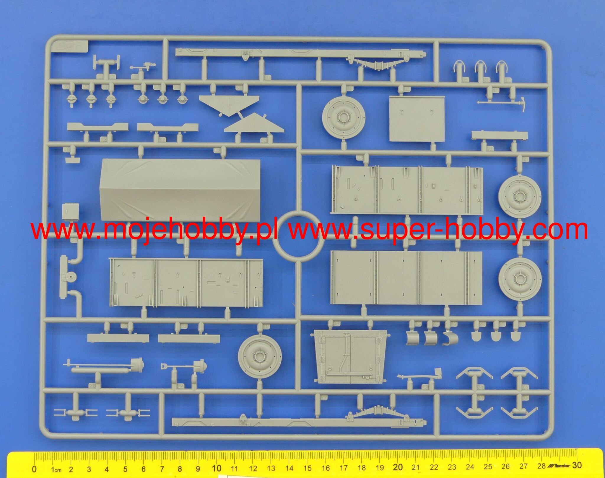 FWD Type B WWI US Ammunition Truck ICM 35656
