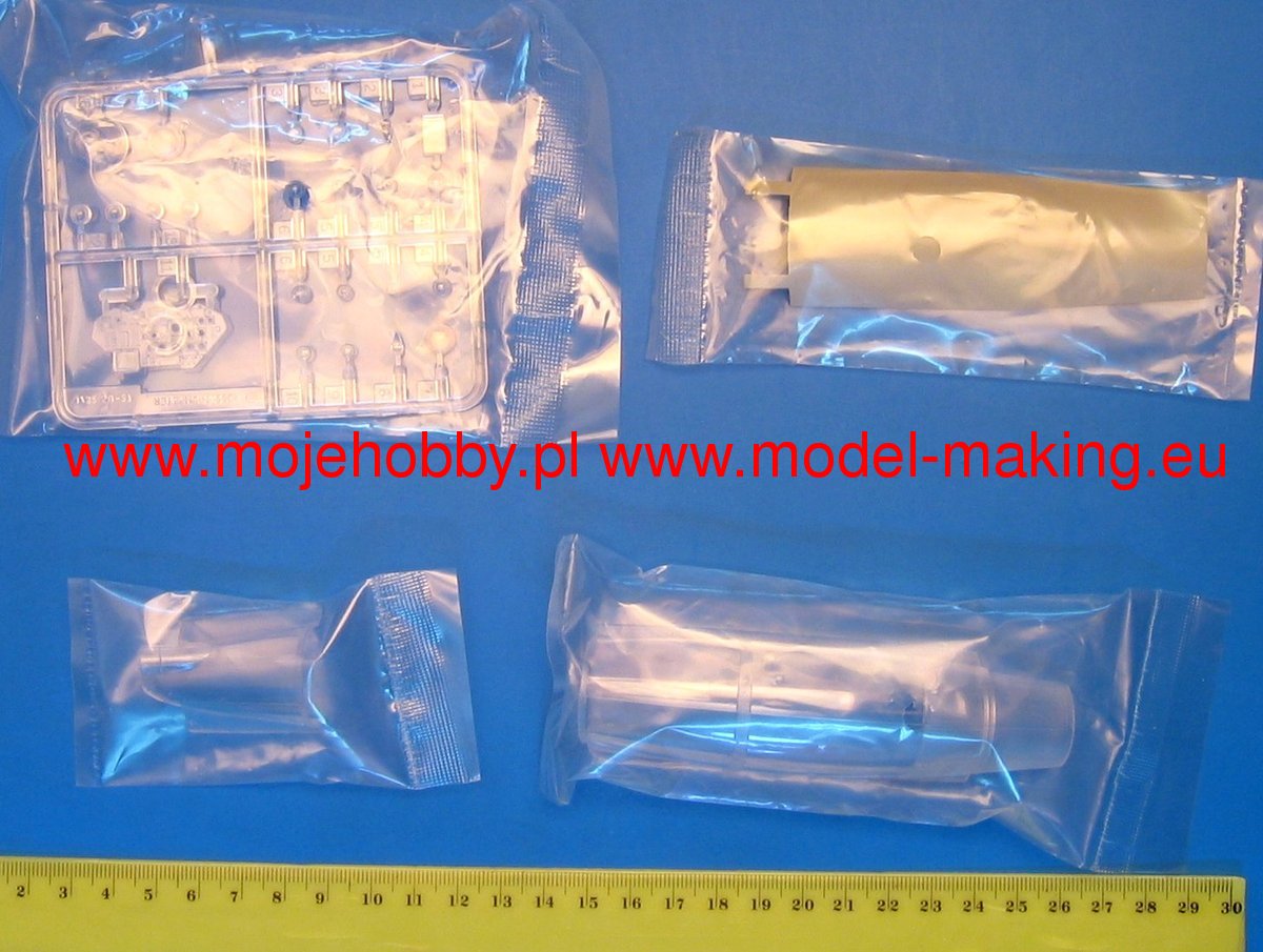 Sukhoi Su-30MKK Flanker C Trumpeter 02271