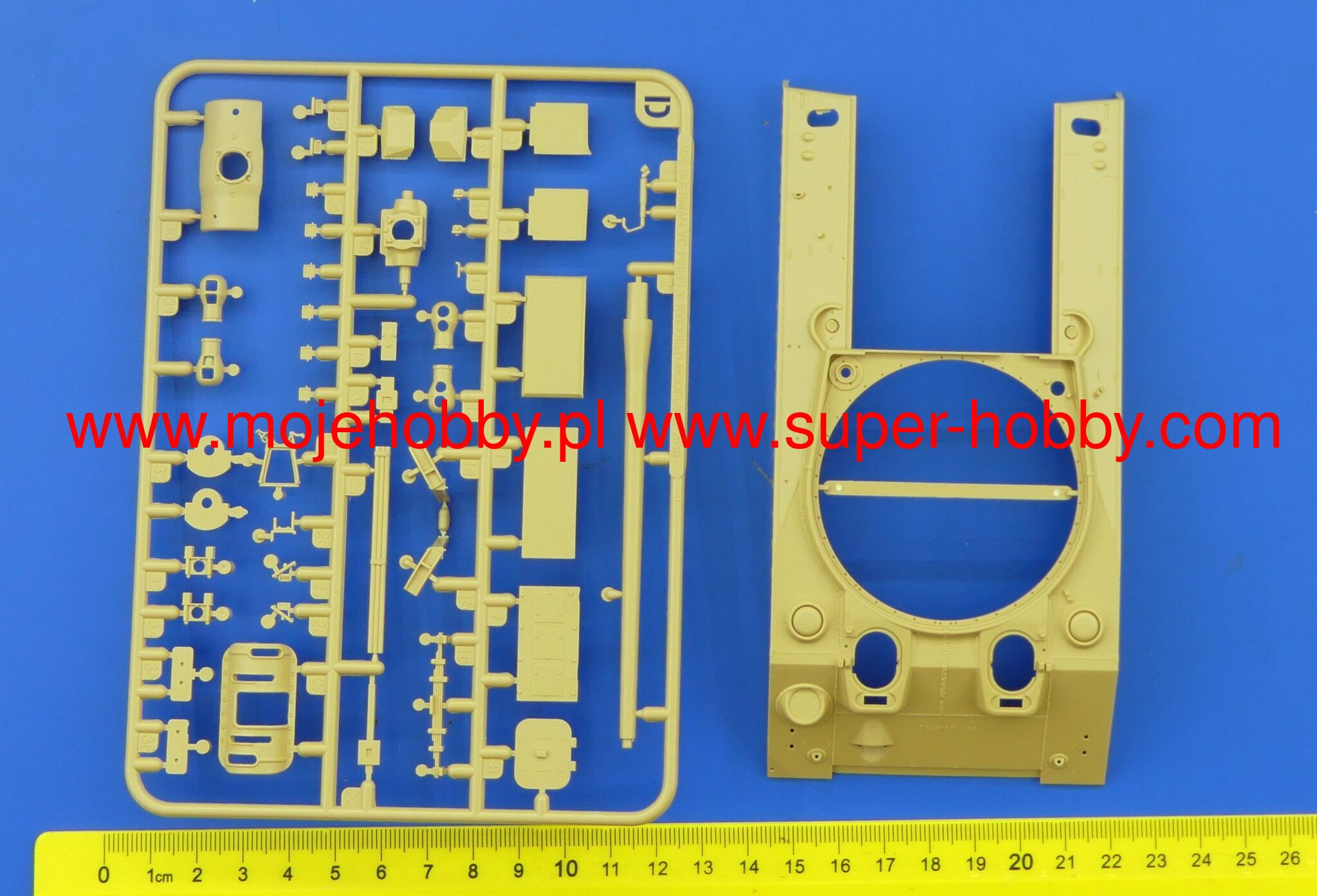 Sherman Vc 'Firefly' Polish 1st Armoured Division Hobby 2000 35008