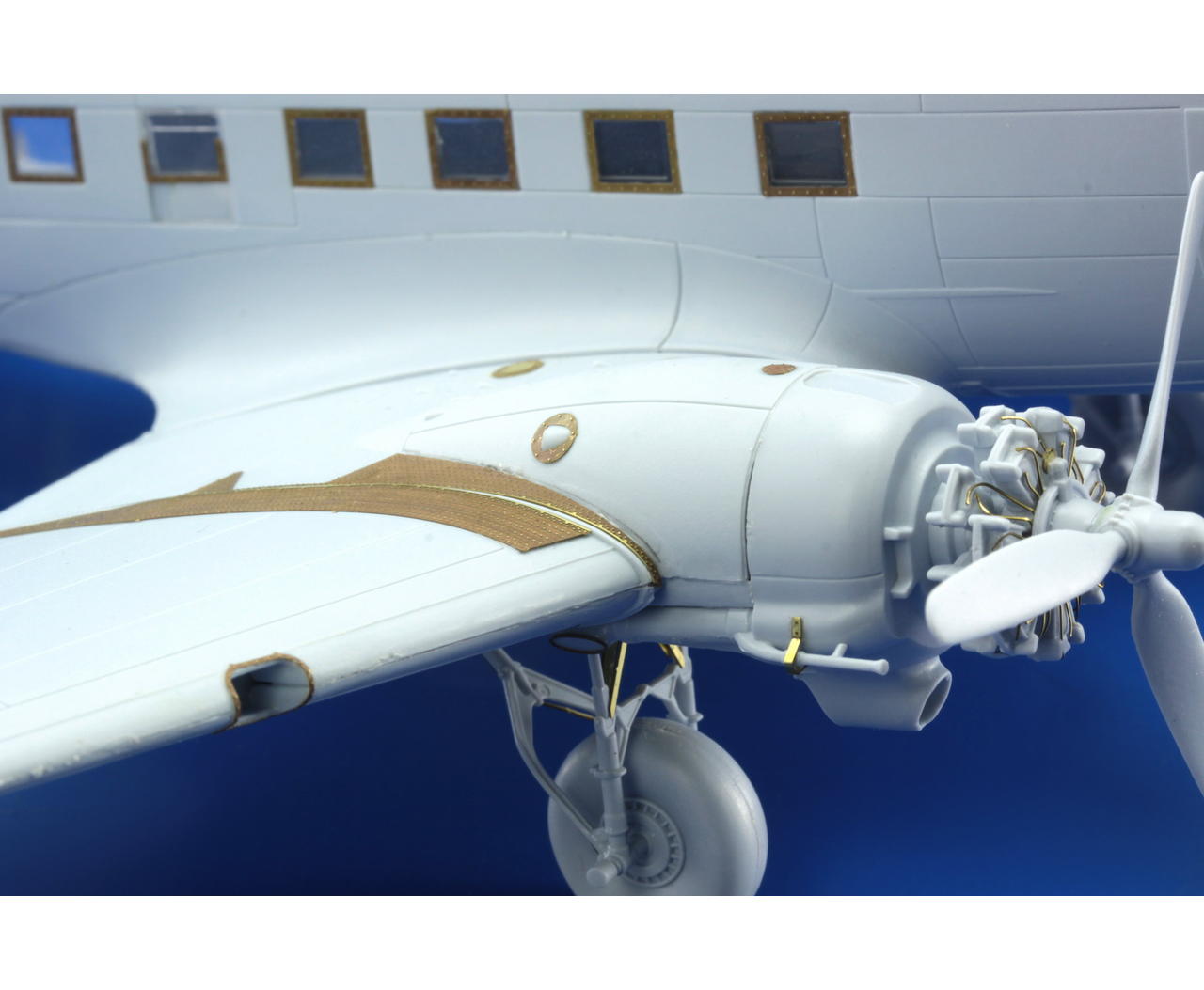 C-47 surface panels Airfix A08014 Eduard 72590