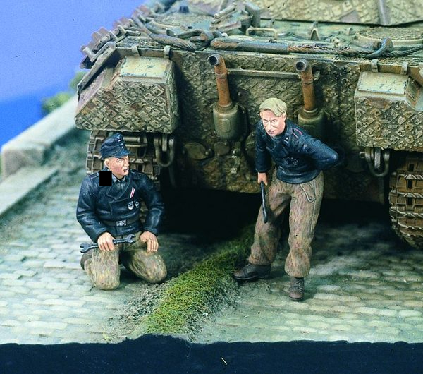 German Panzer Mechanics (2) Verlinden 2005