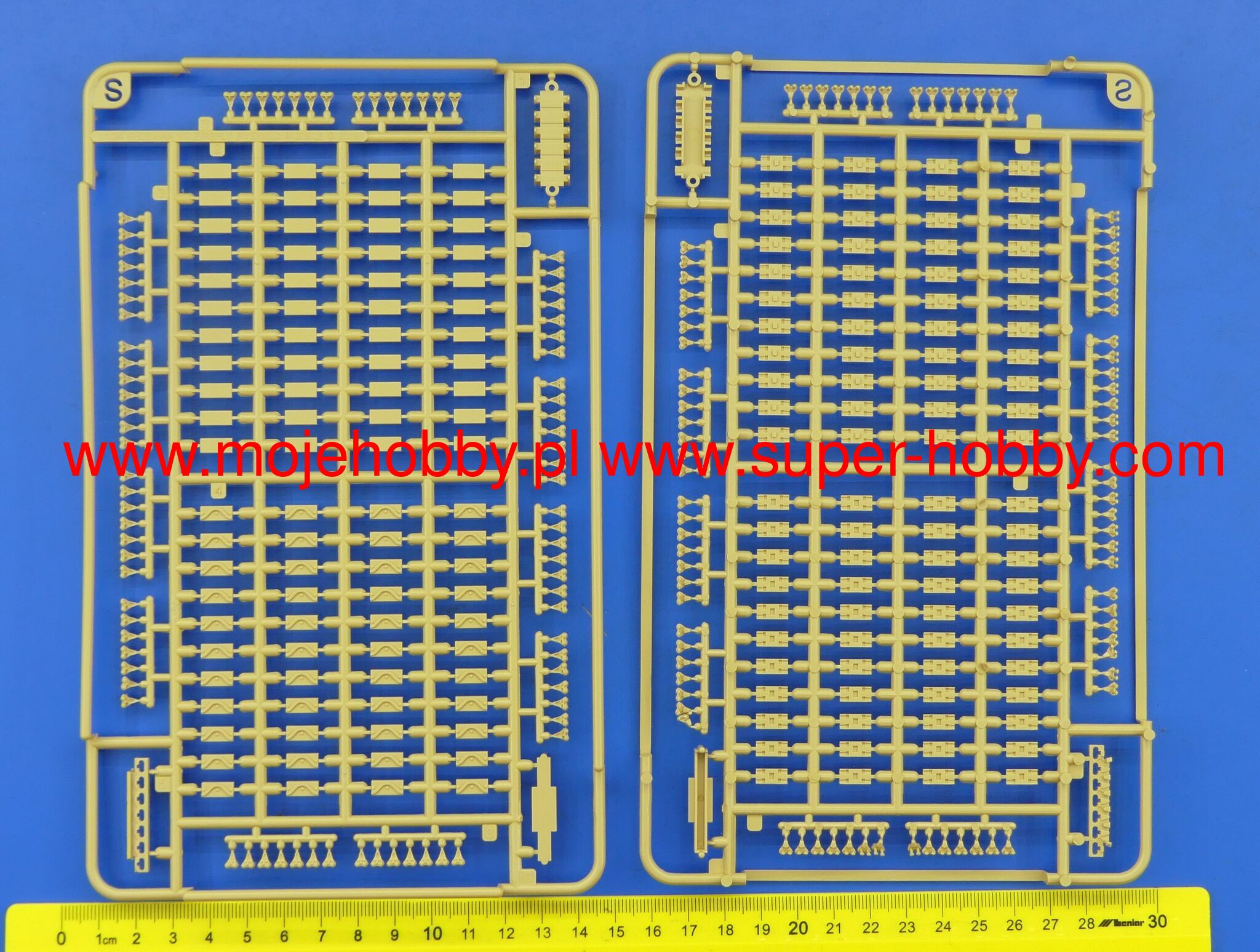 Sherman Vc 'Firefly' Polish 1st Armoured Division Hobby 2000 35008