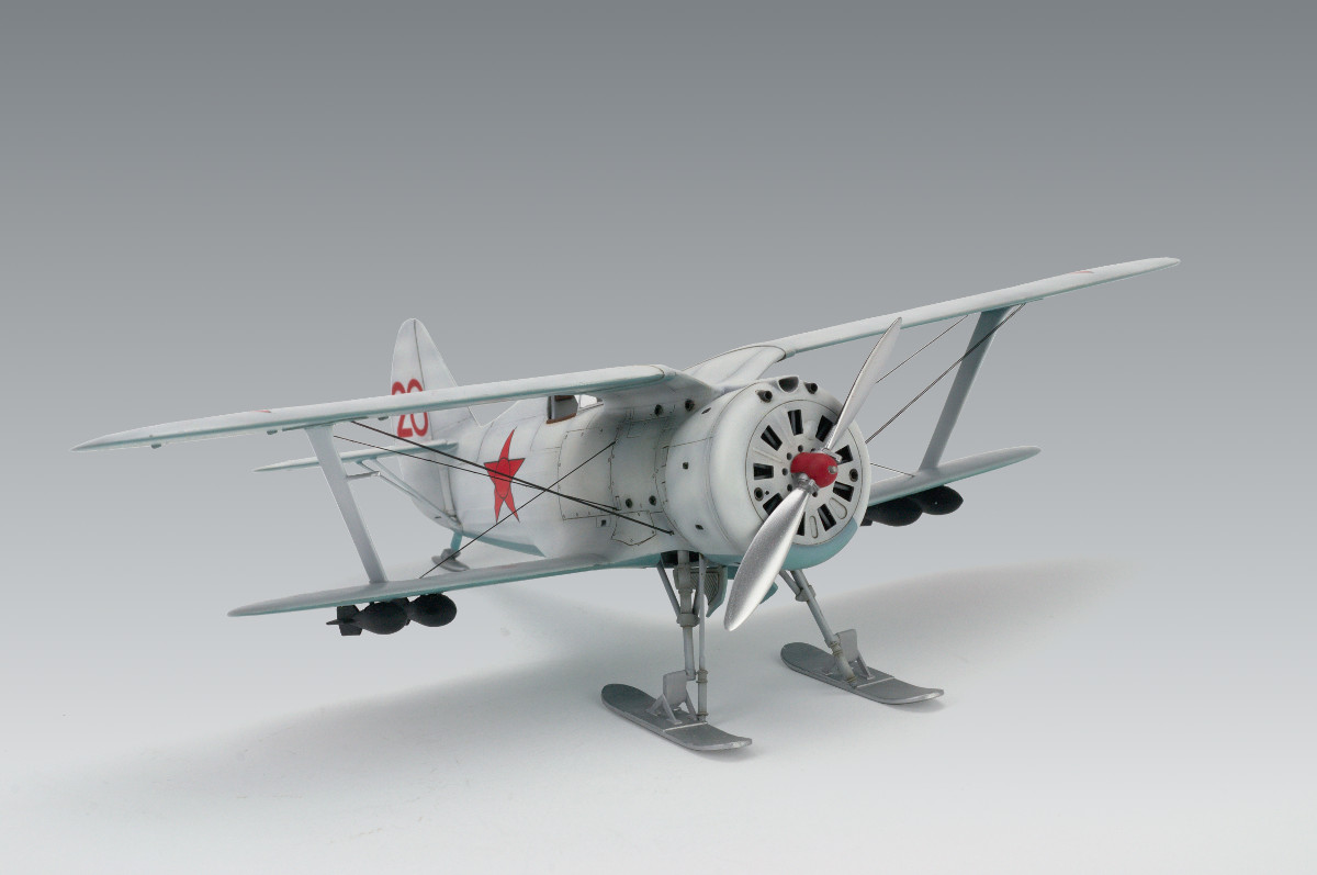 WWII Soviet Biplane Fighter I-153 ICM 48096