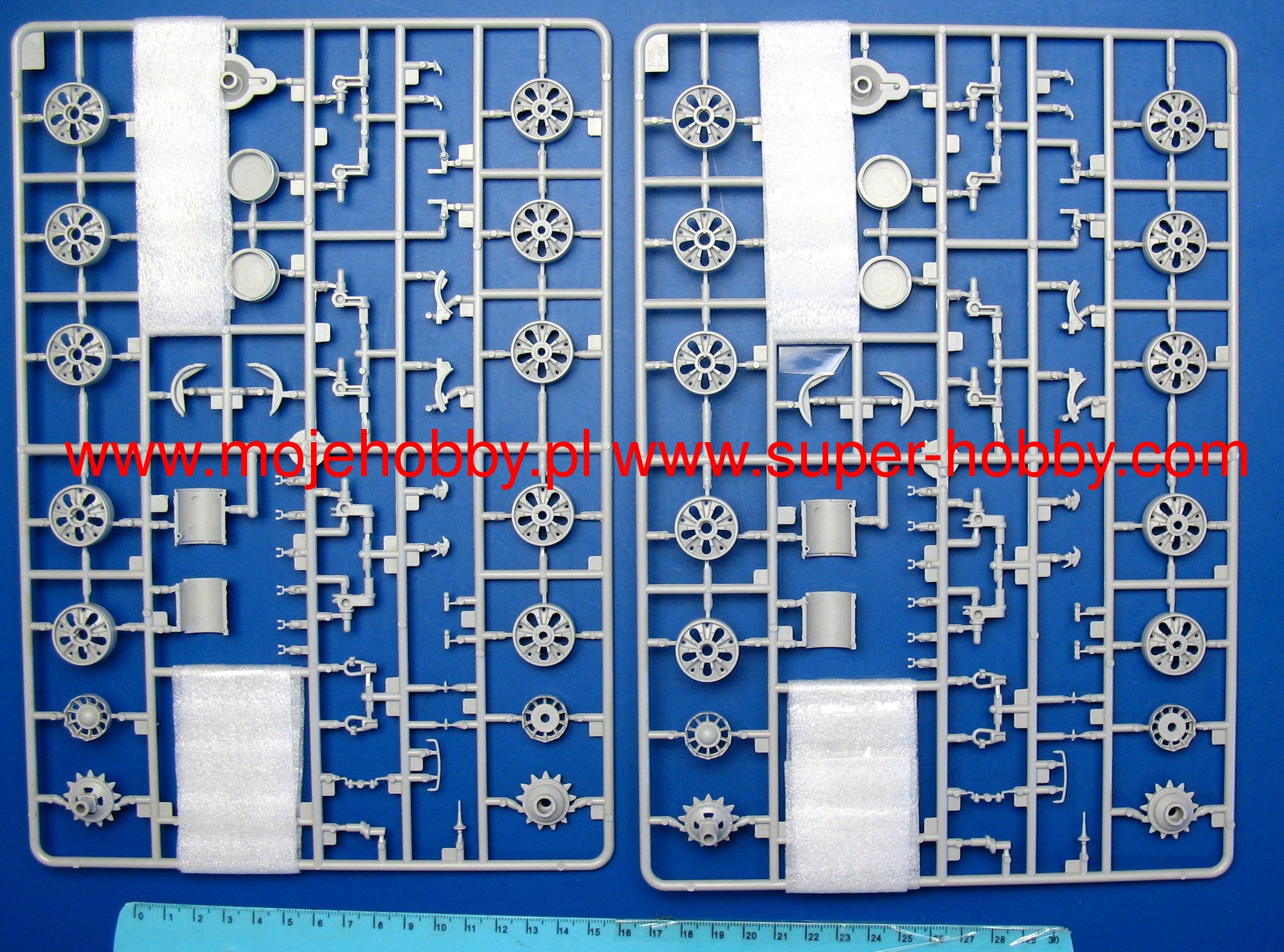 Russian T-62 ERA (Mod.1962) Trumpeter 01555
