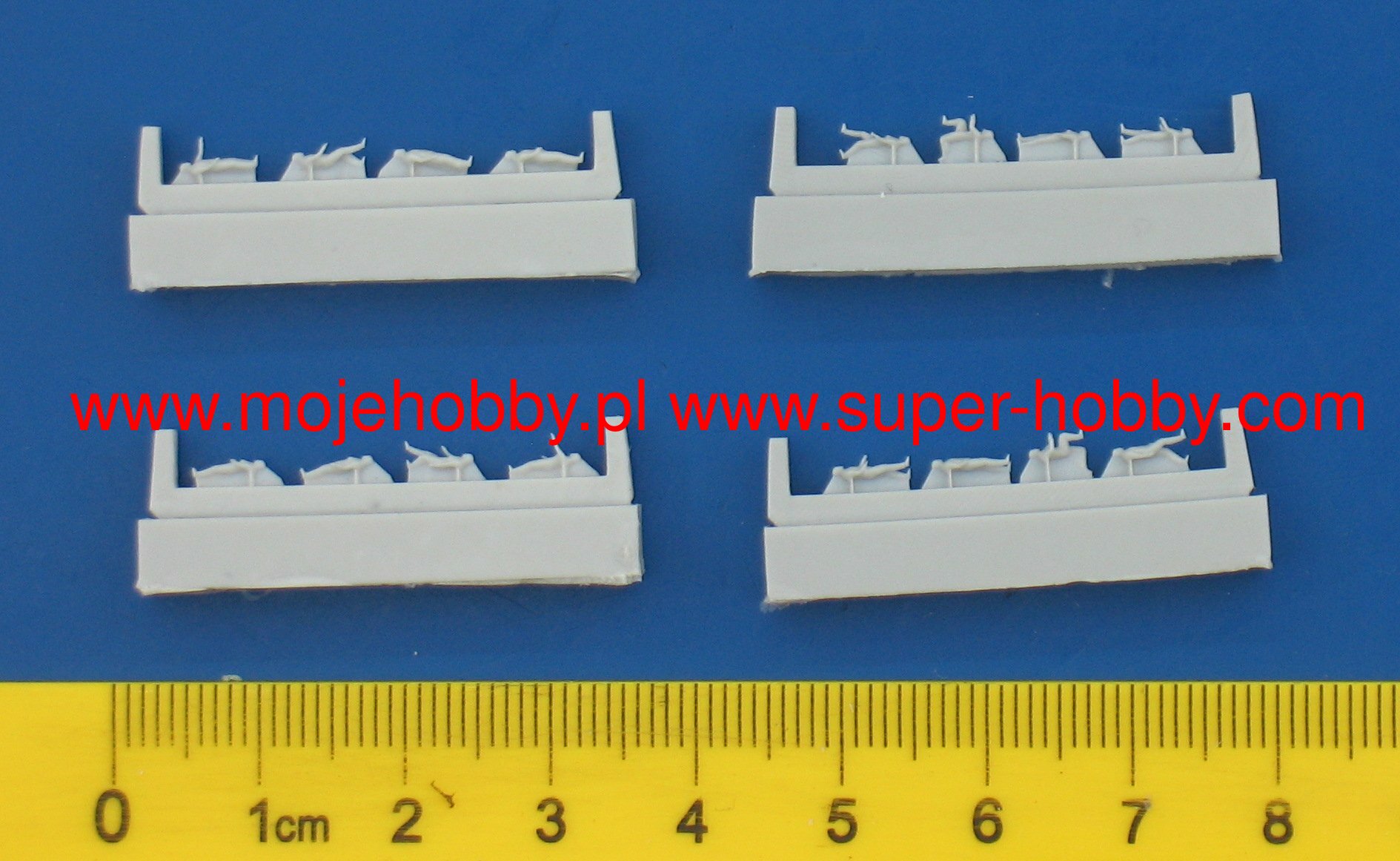 Universal Figures Green Strawberry -135015