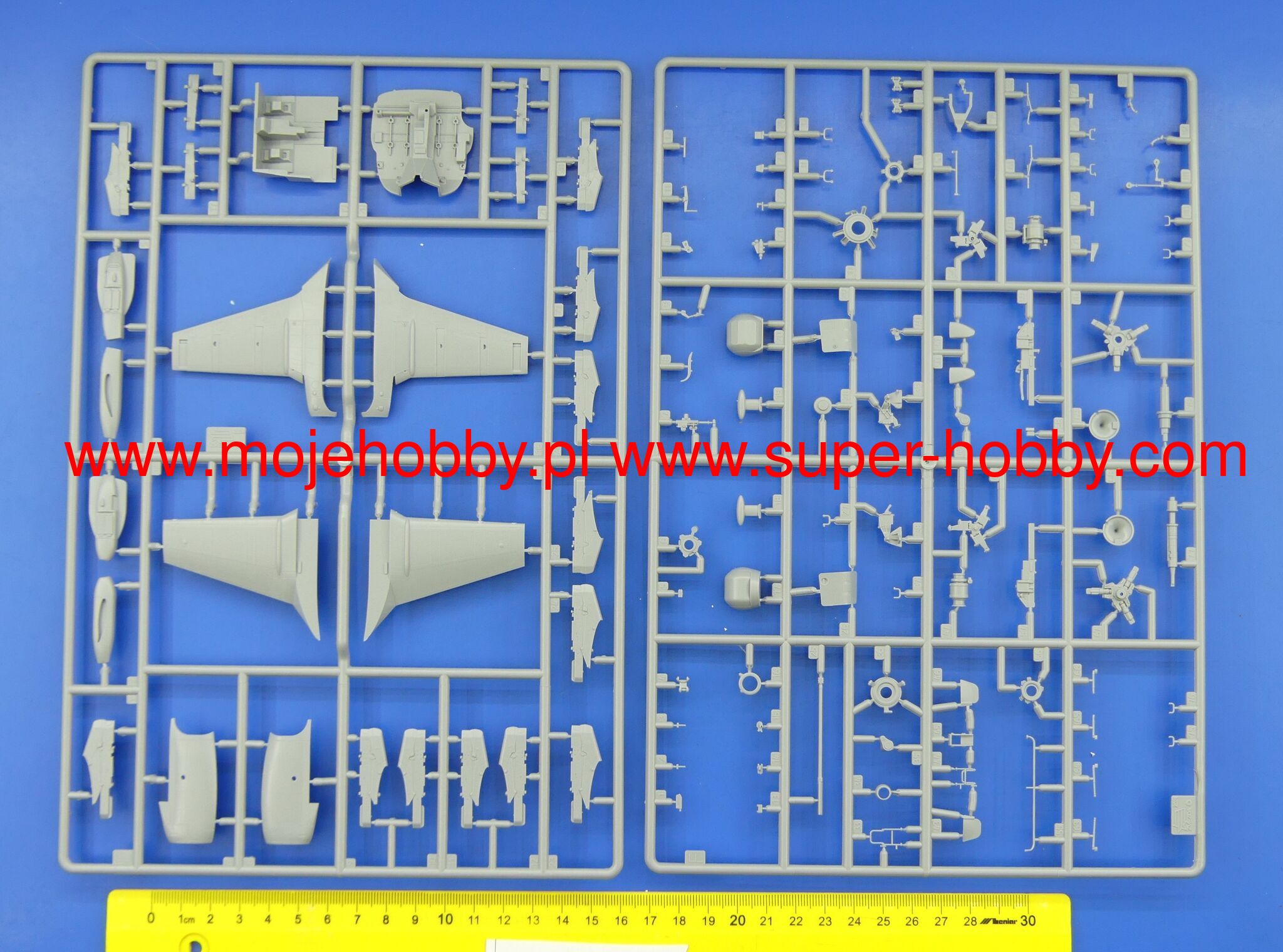 Ka-52 'Alligator' Russian Combat Helicopter Zvezda 4830