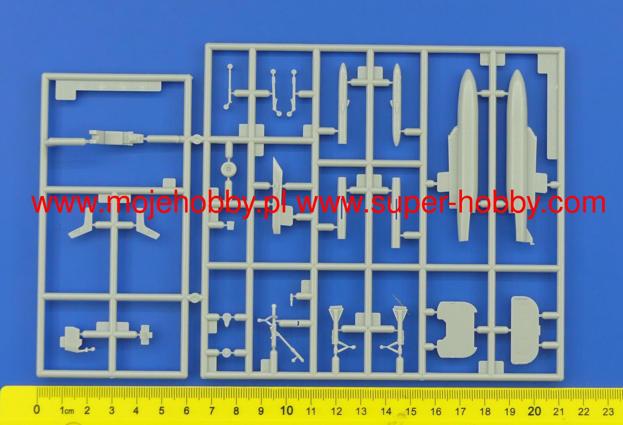 Eurofighter Typhoon single seater - "ROT" Ace Combat Hasegawa SP574