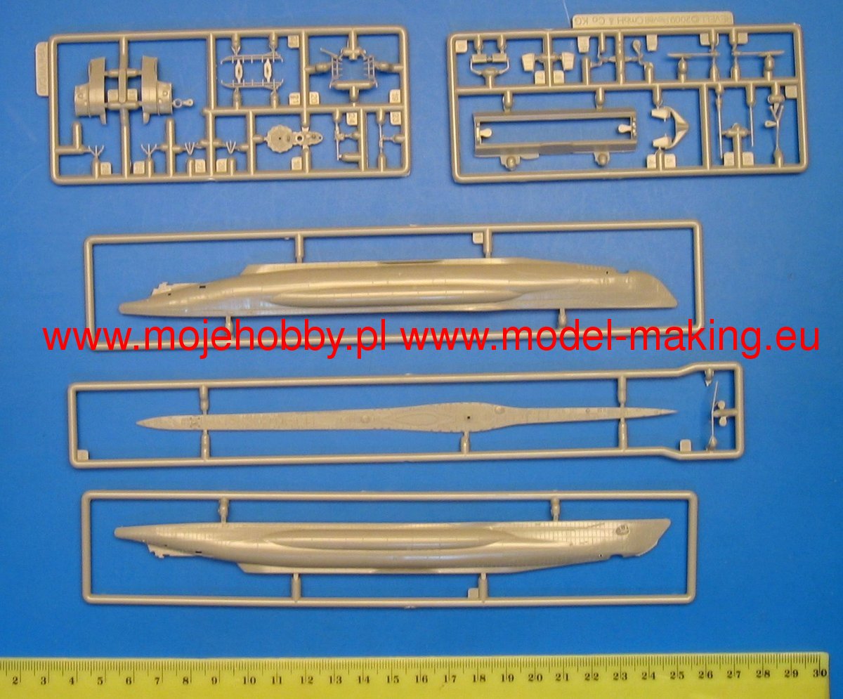 German Submarine TYPE VII C Revell 05093