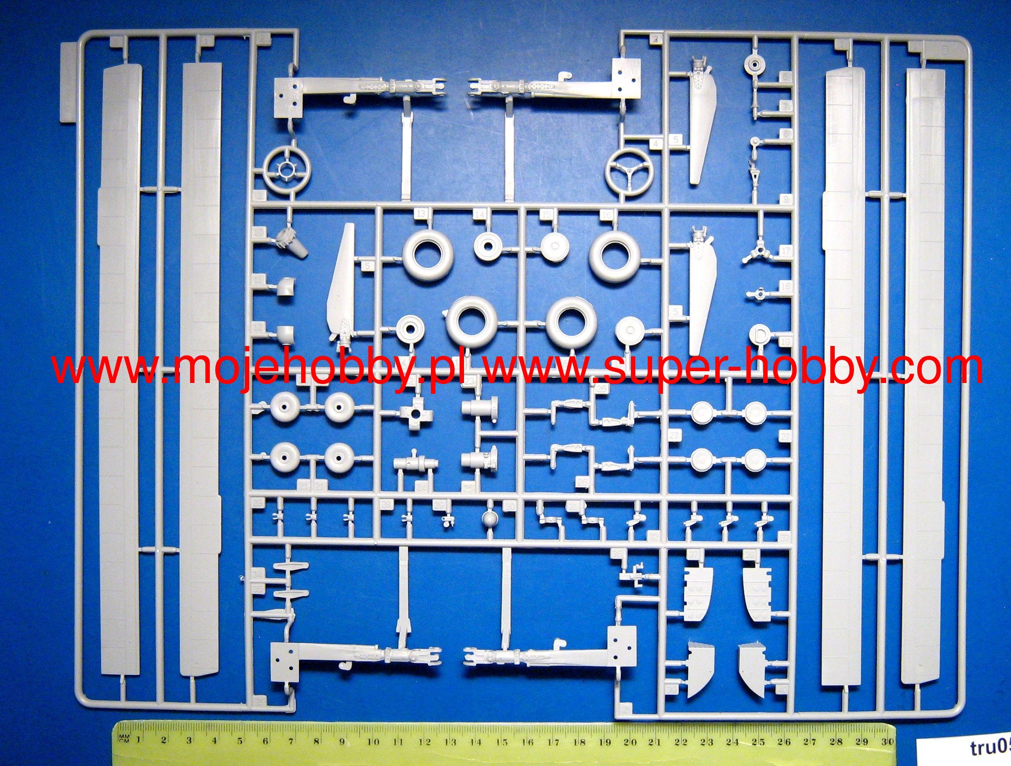 Mil Mi-4A Hound A Helicopter Trumpeter 05101