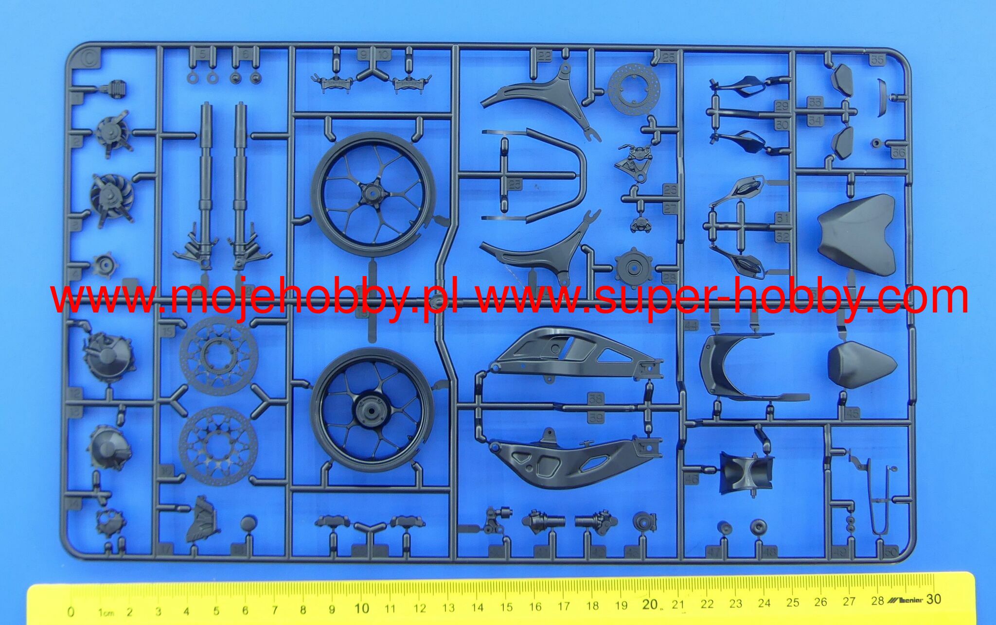 Honda CBR1000RR-R FIREBLADE SP 30th Anniversary Tamiya 14141